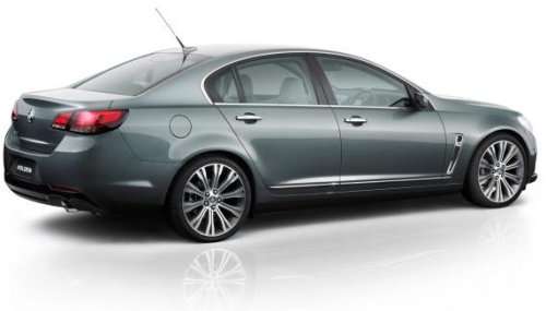The new Holden VF Commodore fron the side | Torque News